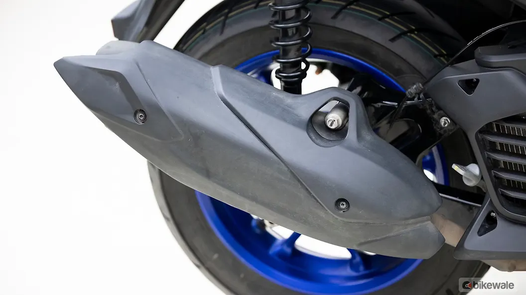 Yamaha Aerox 155 Muffler Heat Protector Image – BikeWale
