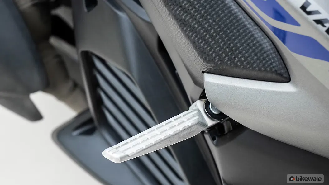 Yamaha Aerox 155 Side Stand Image – BikeWale
