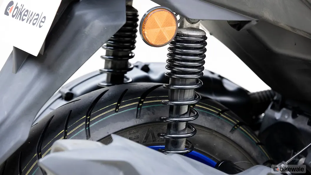 Yamaha Aerox 155 Rear Suspension Image – BikeWale