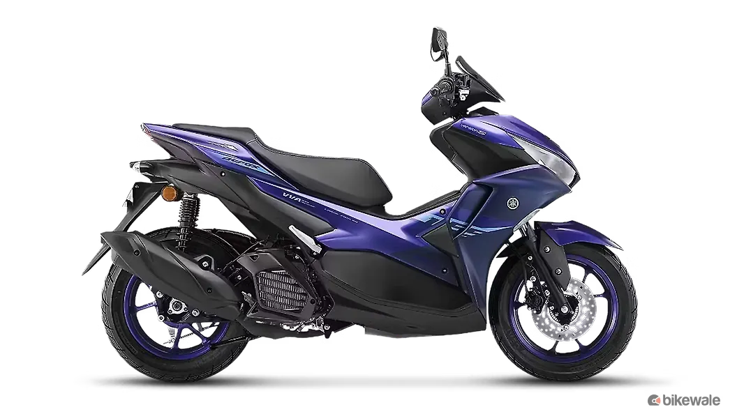 Yamaha Aerox 155 Right Front Three Quarter Image – BikeWale