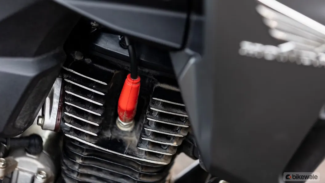 Honda CB200X Engine From Right Image – BikeWale