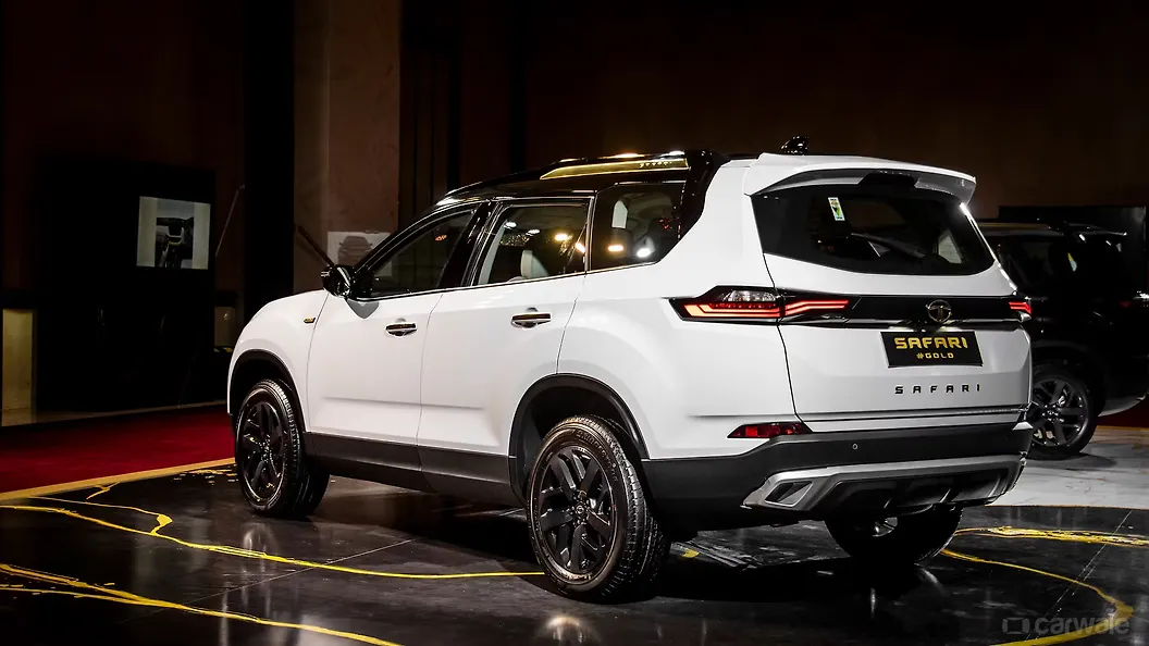 Safari Rear View Image, Safari Photos in India - CarWale