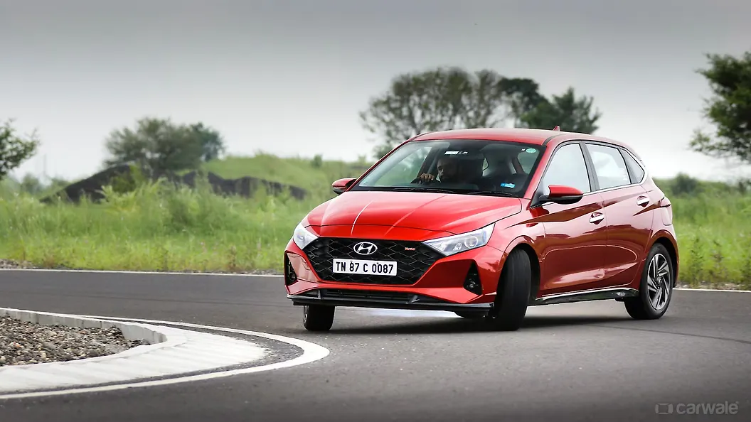 i20 Front View Image, i20 Photos in India - CarWale