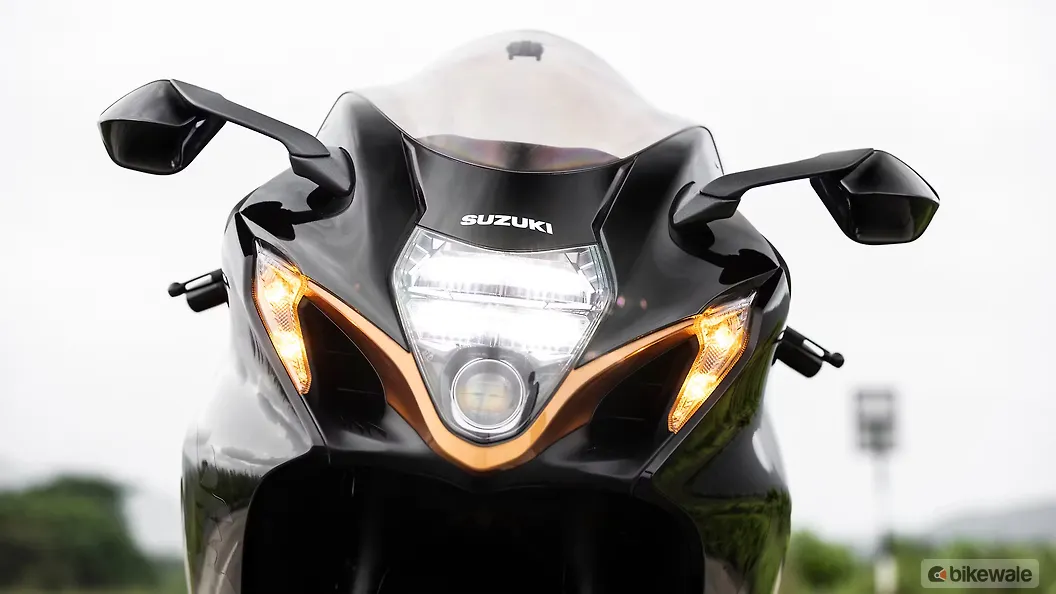 Suzuki Hayabusa [2022] TFT / Instrument Cluster Image – BikeWale