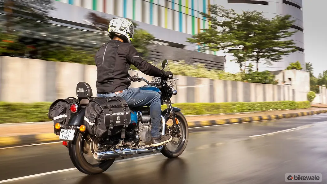 Royal Enfield Meteor 350 [2024] Right Rear Three Quarter Image – BikeWale