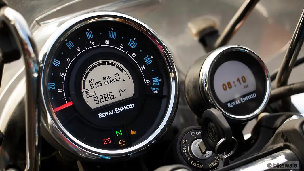 Royal Enfield Meteor 350 [2024] Rear Reflex Reflector Image – BikeWale