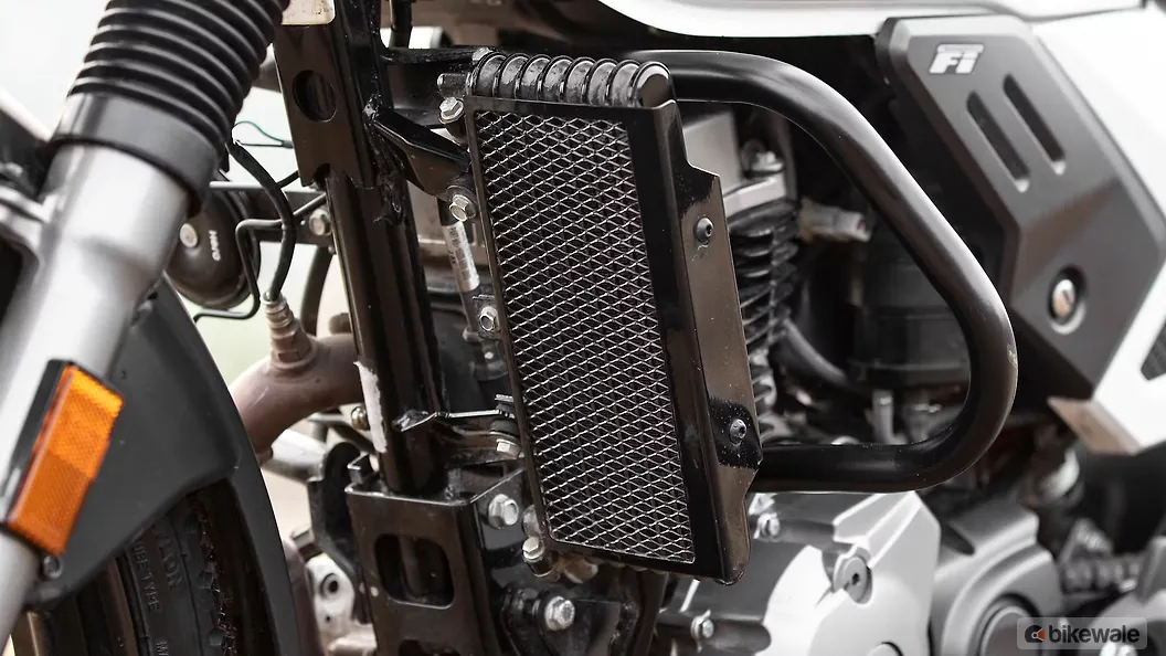 Hero Xpulse 200 4V Front Leg Guard Image – BikeWale