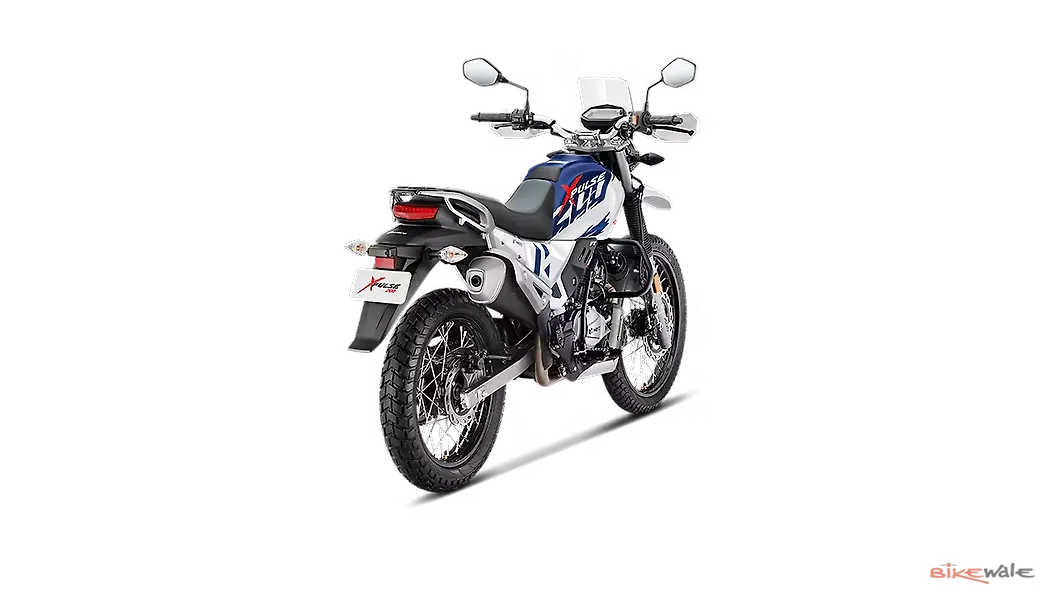 Hero Xpulse 200 4V Right Front Three Quarter Image – BikeWale