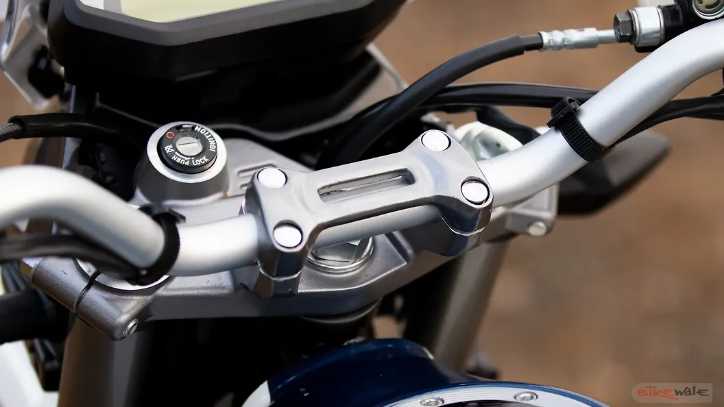 Hero Xpulse 200 4V Handle Bar Image – BikeWale