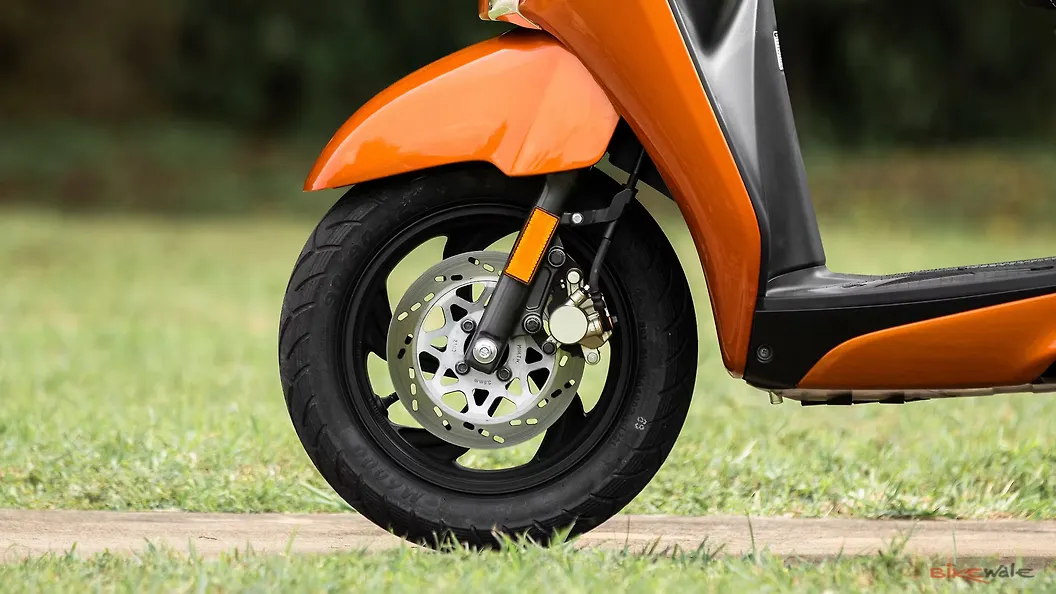 TVS Jupiter 125 Front Wheel Image – BikeWale