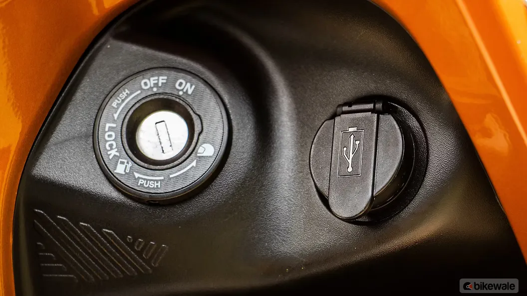 TVS Jupiter 125 Ignition Switch Image – BikeWale