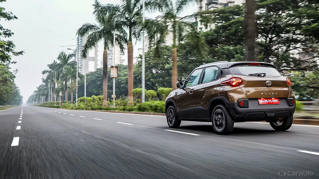 Punch Left Rear Three Quarter Image, Punch Photos in India - CarWale