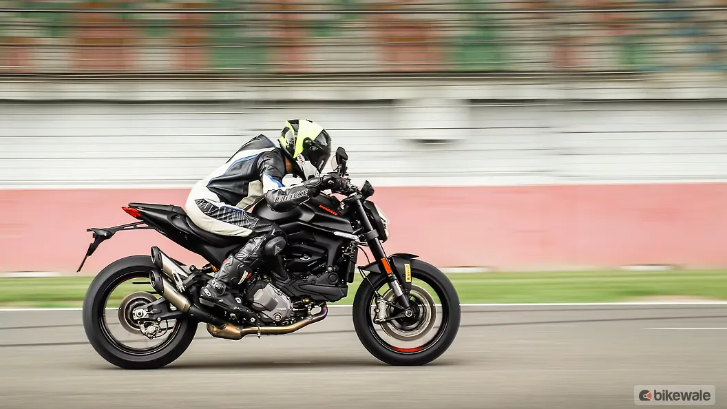 Ducati Monster Right Side View Image – BikeWale