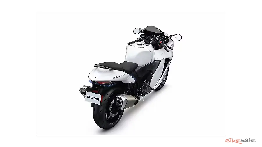 Suzuki Hayabusa [2022] Right Rear Three Quarter Image – BikeWale