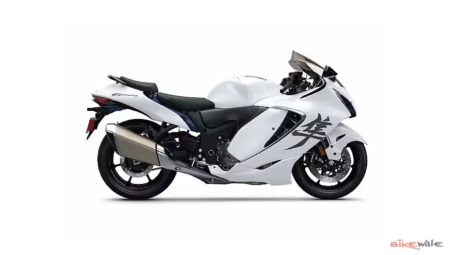 Suzuki Hayabusa [2022] Right Rear Three Quarter Image – BikeWale