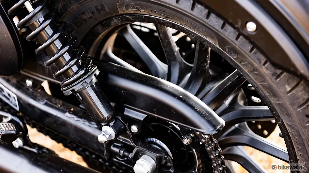 Yezdi Roadster [2024] Chain Cover Image – BikeWale
