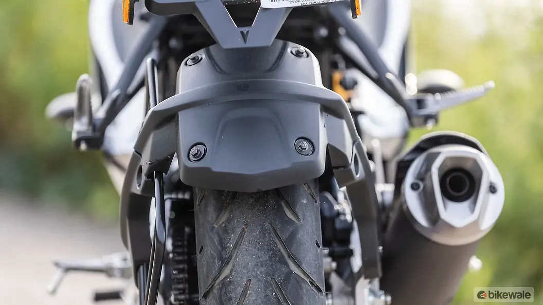 Yamaha R15 V4 Exhaust Headers Image – BikeWale