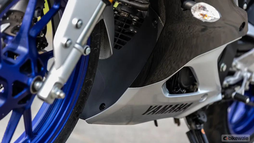 Yamaha R15 V4 Front Tyre Image – BikeWale