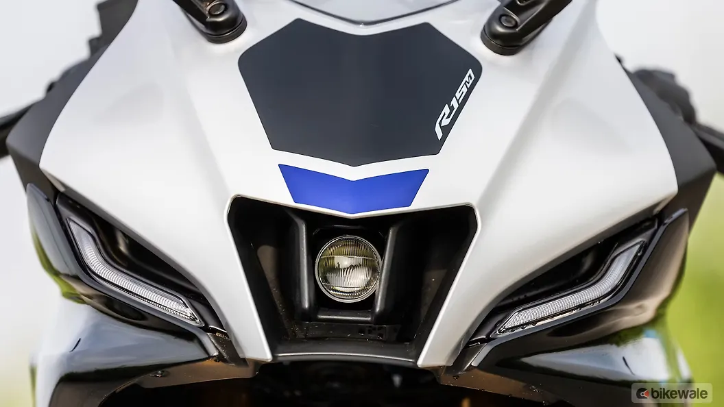 Yamaha R15 V4 Head Light Image – BikeWale