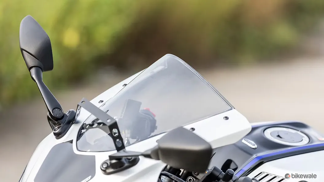 Yamaha R15 V4 Front Fairing Image – BikeWale