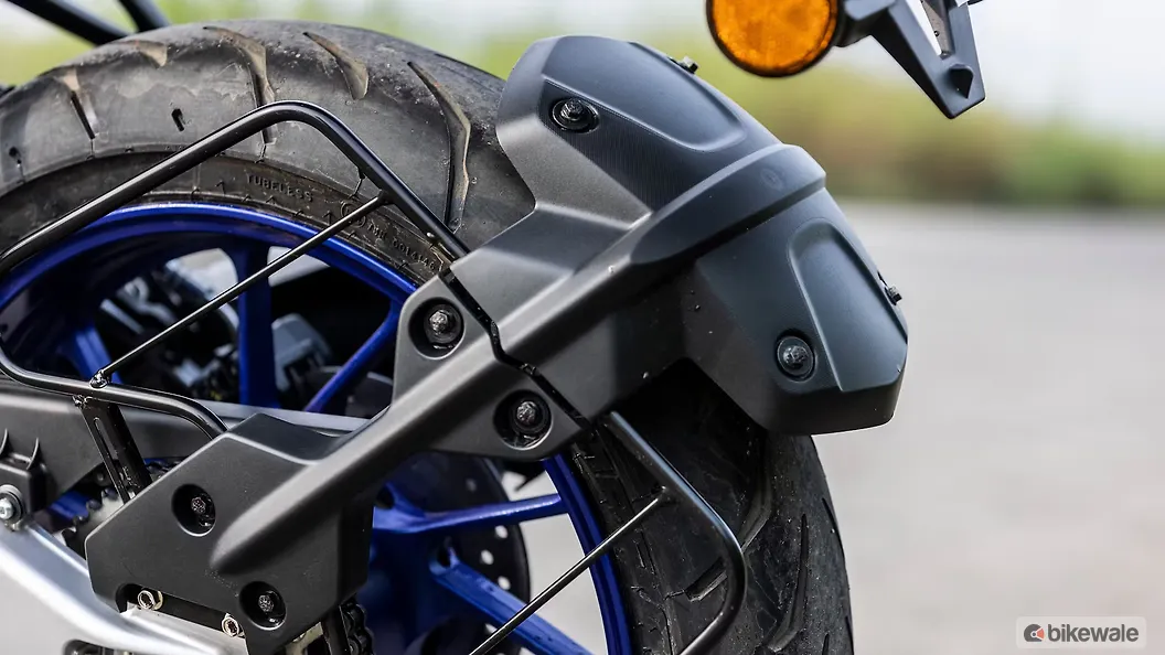 Yamaha R15 V4 Rear Suspension Spring Preload Setting Image – BikeWale