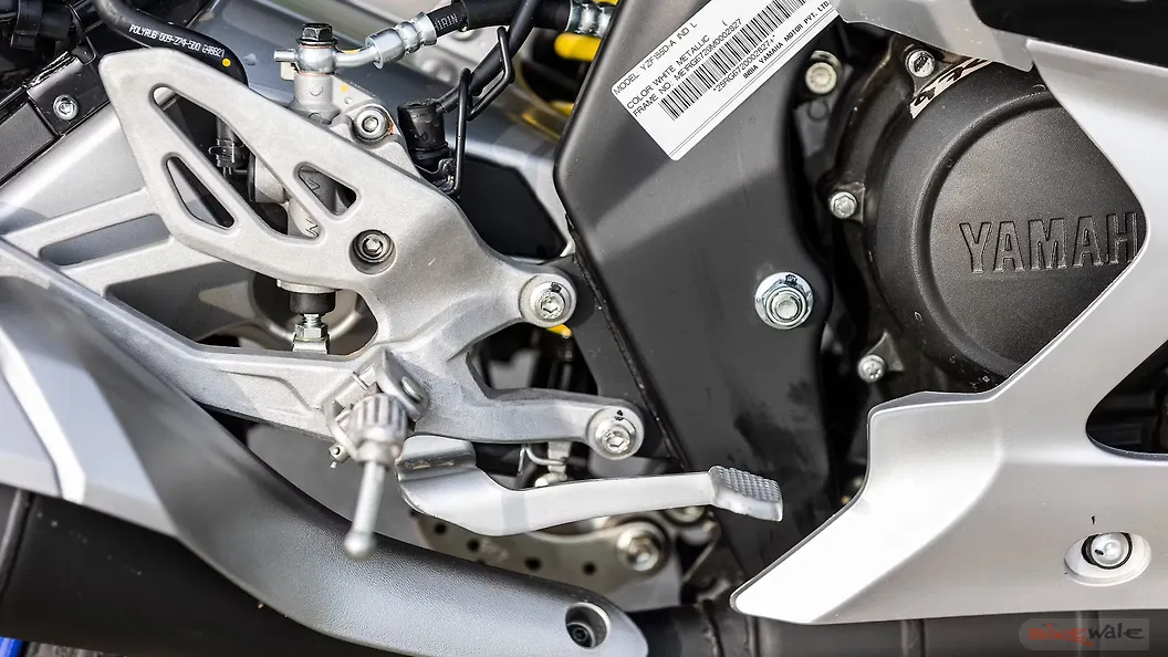 Yamaha R15 V4 Front Fairing Image – BikeWale