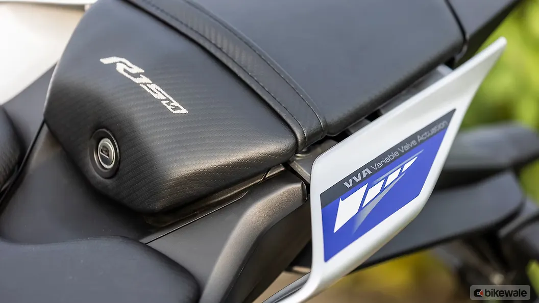 Yamaha R15 V4 Bike Seat Image – BikeWale