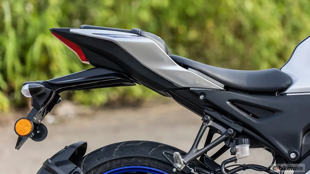 Yamaha R15 V4 Bike Seat Image – BikeWale