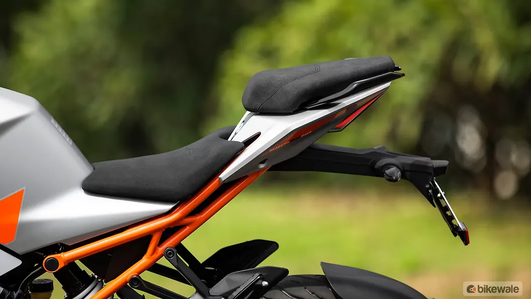 KTM RC 200 Rear View Image – BikeWale