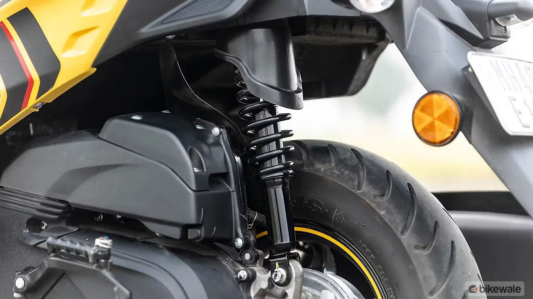 Yamaha Ray ZR 125 Rear Tyre Image – BikeWale