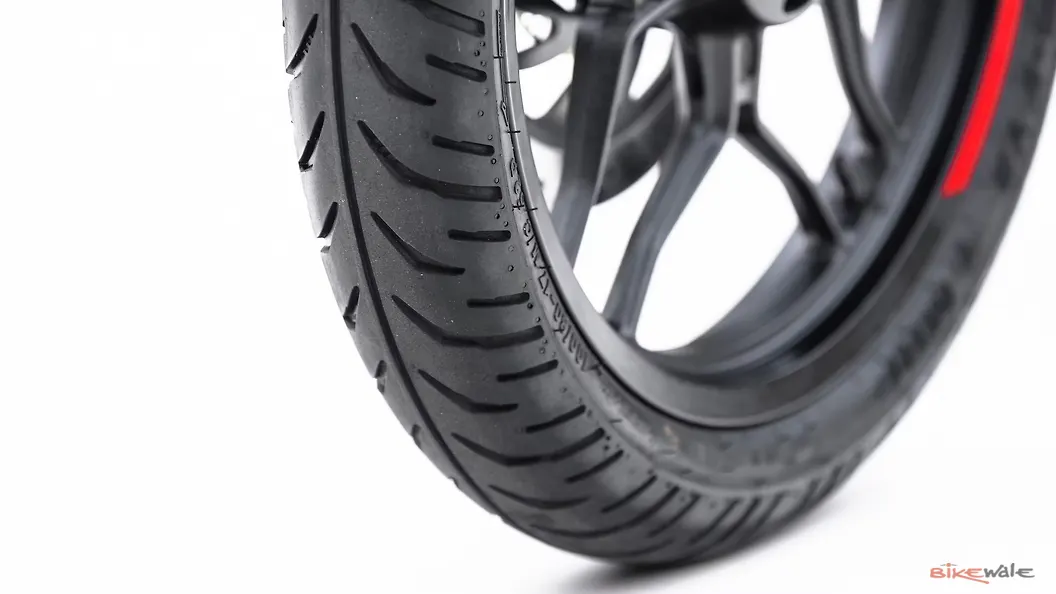 Bajaj Pulsar N250 Front Mudguard Image – BikeWale