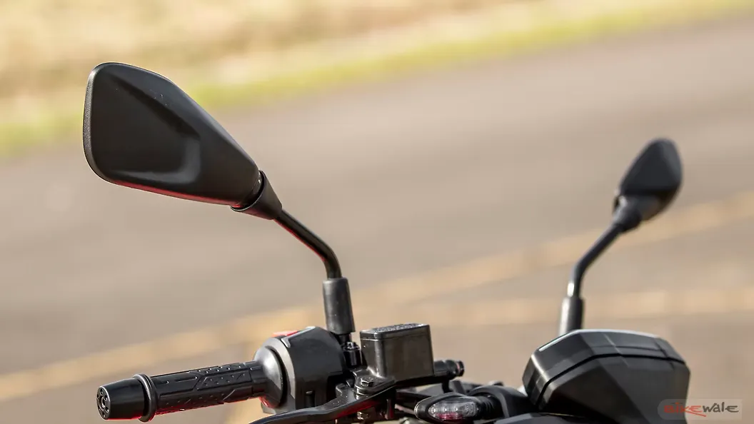 Bajaj Pulsar N250 Rear View Mirror Image – BikeWale