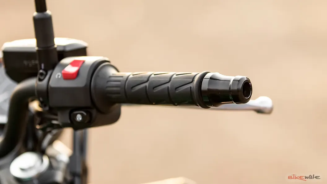 Kawasaki Z650RS Front Suspension Image – BikeWale