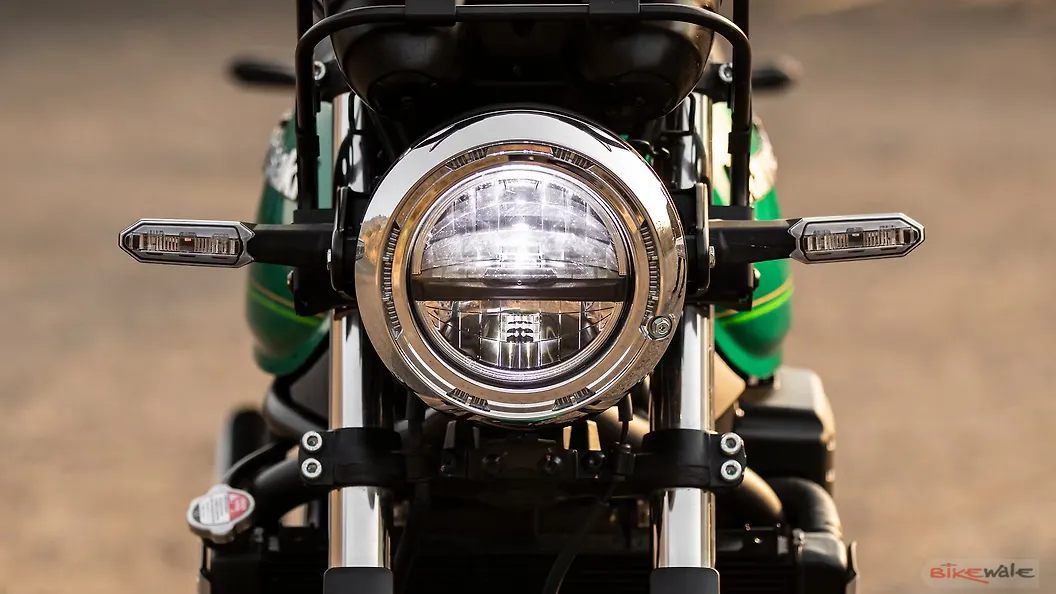 Kawasaki Z650RS Side Fairing Image – BikeWale