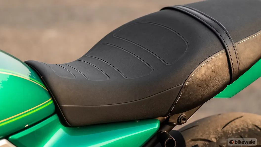 Kawasaki Z650RS Pillion Seat Image – BikeWale