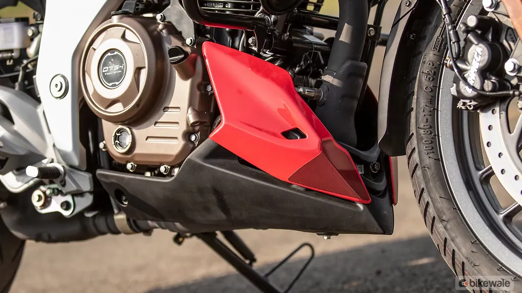 Bajaj Pulsar F250 Engine Cowl Image – BikeWale