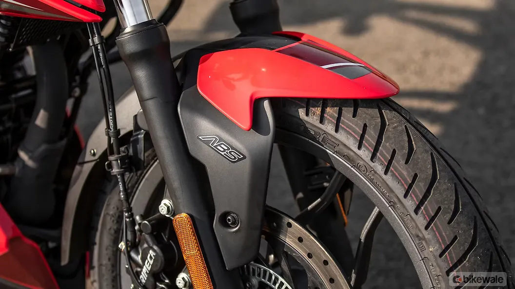 Bajaj Pulsar F250 Front Fairing Image – BikeWale