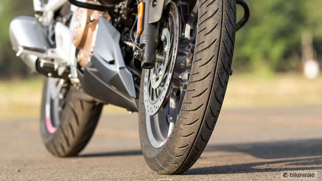 Bajaj Pulsar F250 Front Disc Brake Image – BikeWale