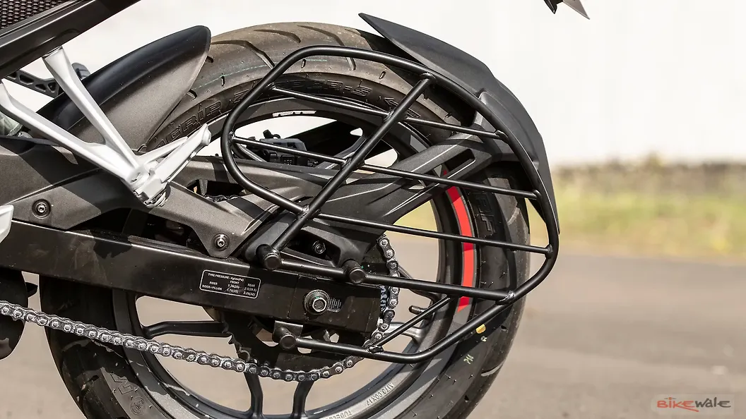 Bajaj Pulsar F250 Saree Guard Image – BikeWale