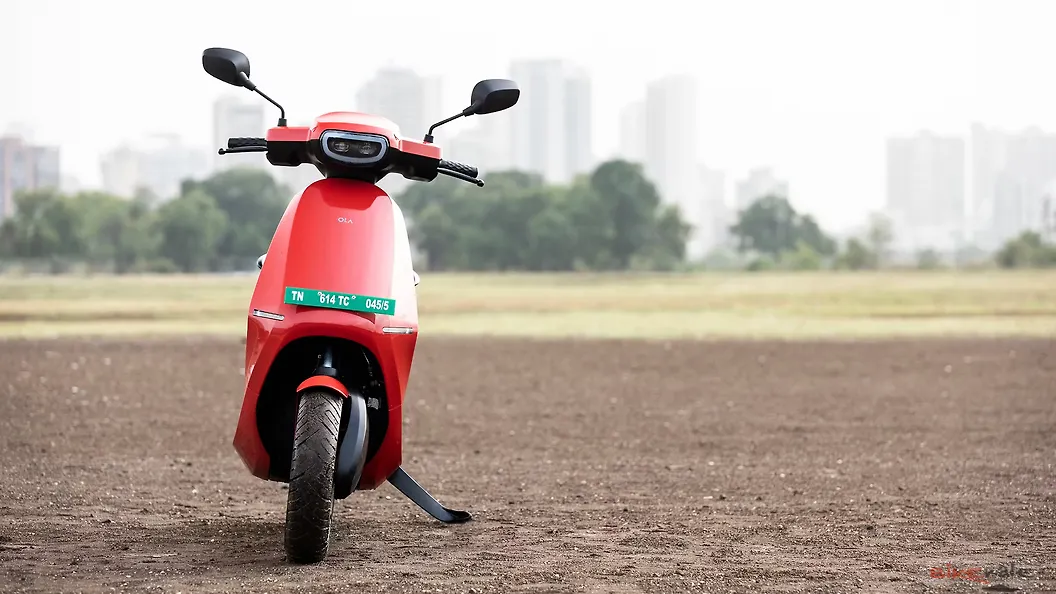 OLA S1 Pro Rear View Image – BikeWale