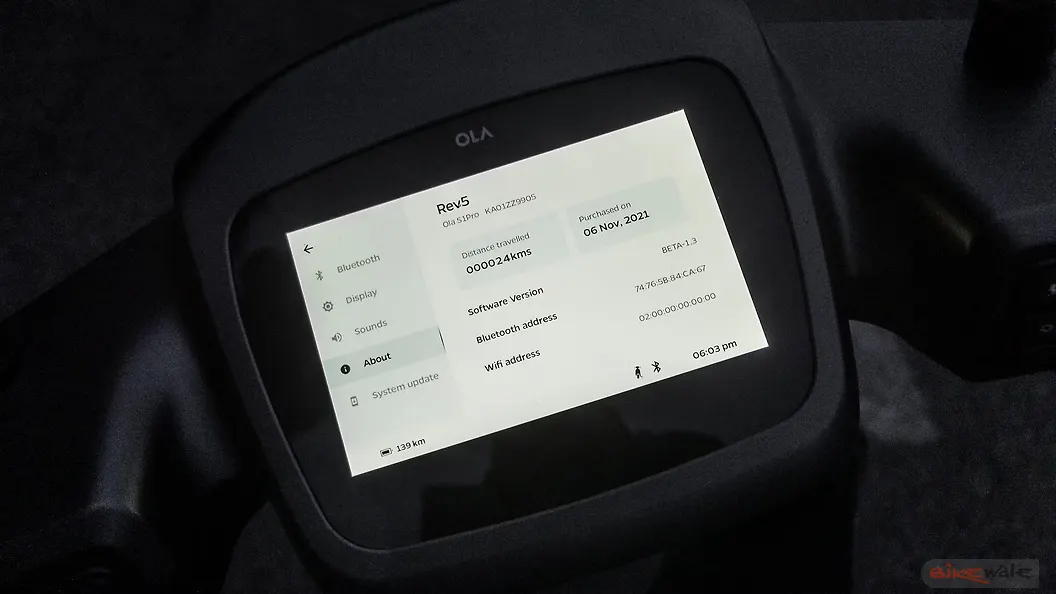 OLA S1 Pro TFT Touchscreen Instrument Cluster Image – BikeWale