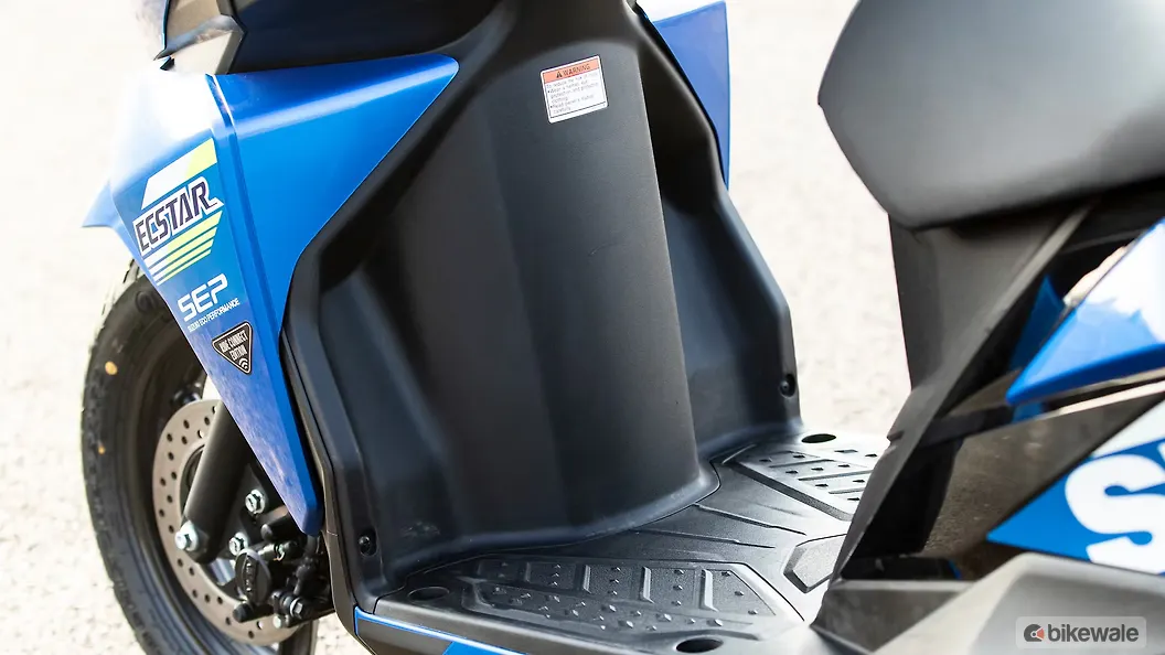 Suzuki Avenis 125 Front Panel Decal Image – BikeWale