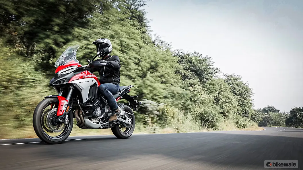Ducati Multistrada V4 Front View Image – BikeWale