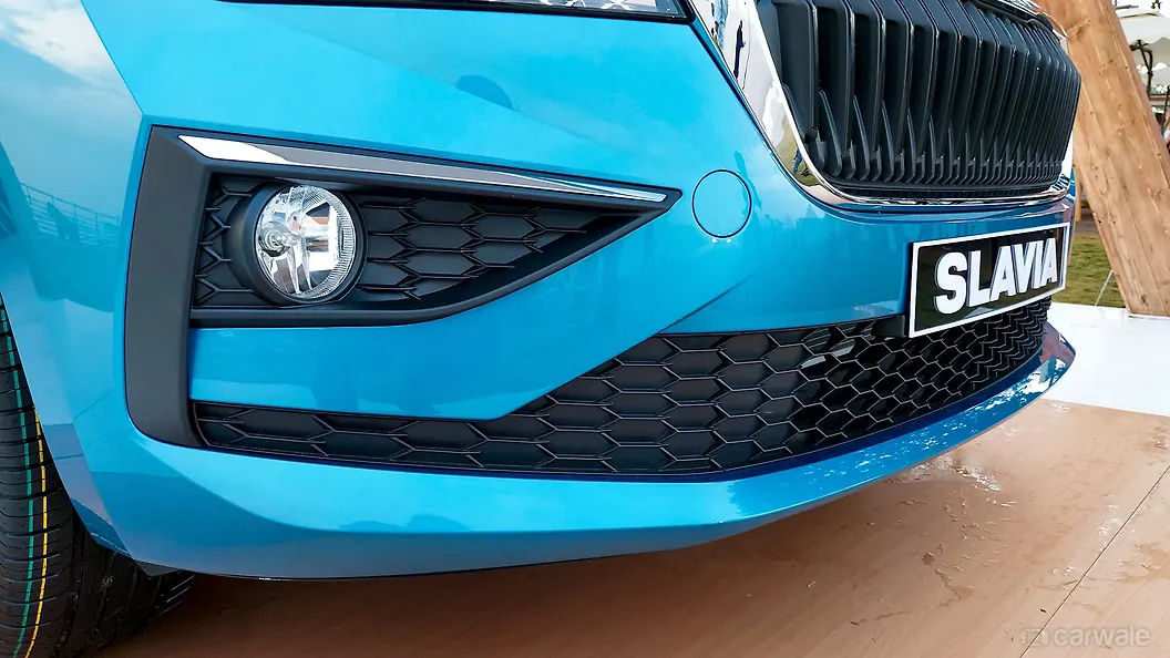 Slavia Front Fog Lamp Image, Slavia Photos in India - CarWale