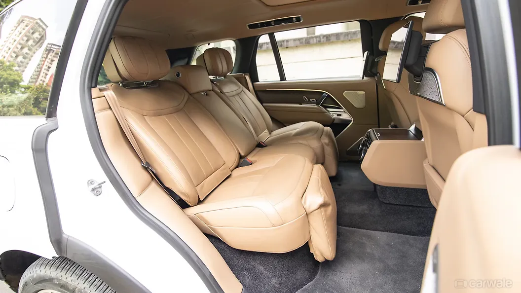 Range Rover Rear Seats Image, Range Rover Photos in India - CarWale