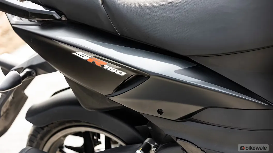 Aprilia SR 160 Rear Turn Indicators Image – BikeWale