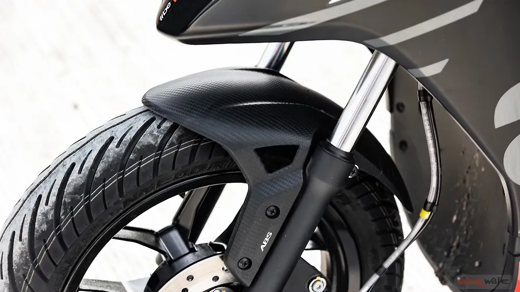 Aprilia SR 160 Rear Wheel Image – BikeWale