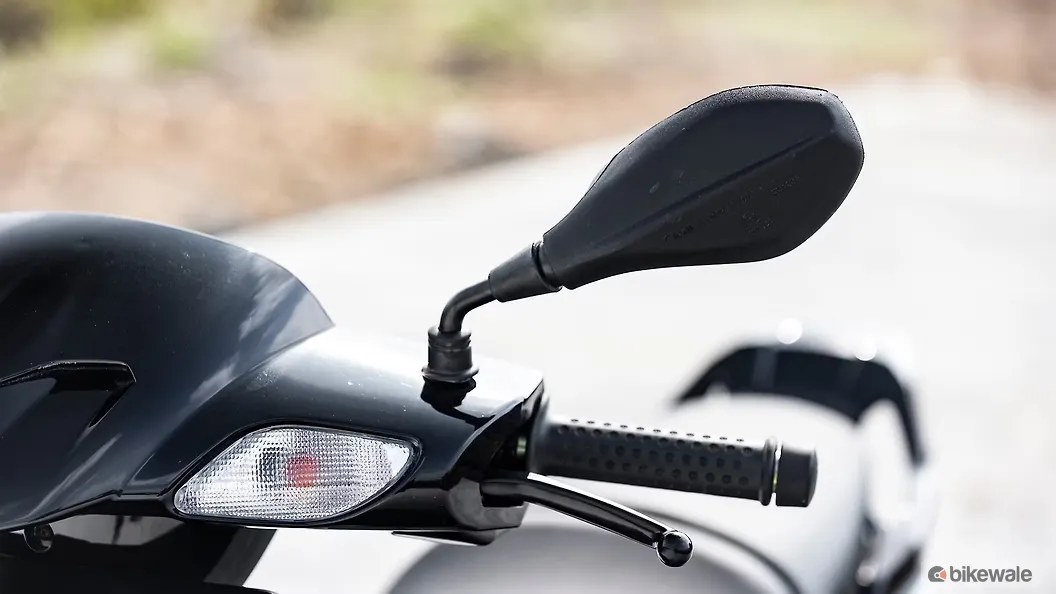 Aprilia SR 160 Rear View Mirror Image – BikeWale