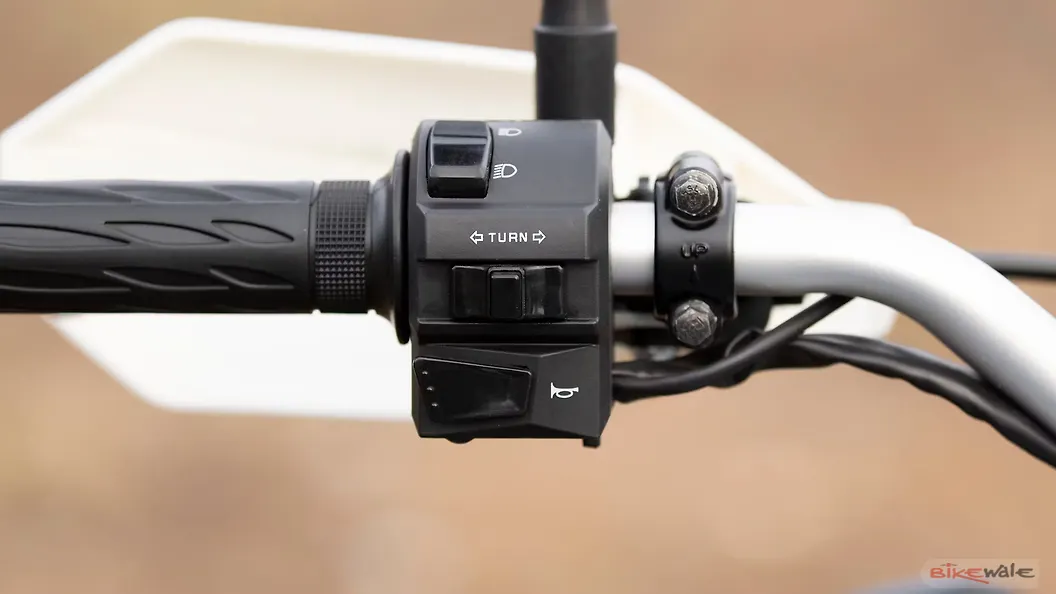 Hero Xpulse 200 4V Handle Bar Image – BikeWale