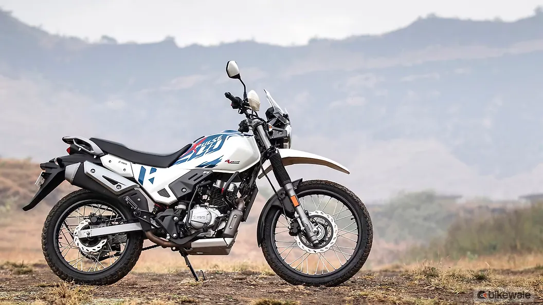 Hero Xpulse 200 4V Right Front Three Quarter Image – BikeWale